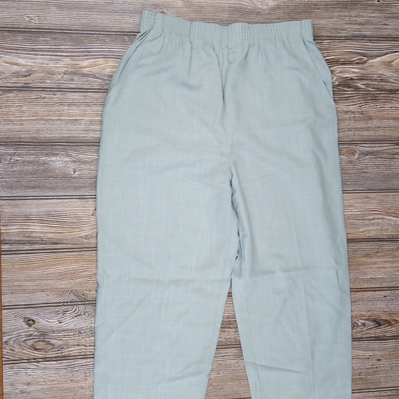 Briggs New York | Pants & Jumpsuits | Vintage Light Sage Green ...